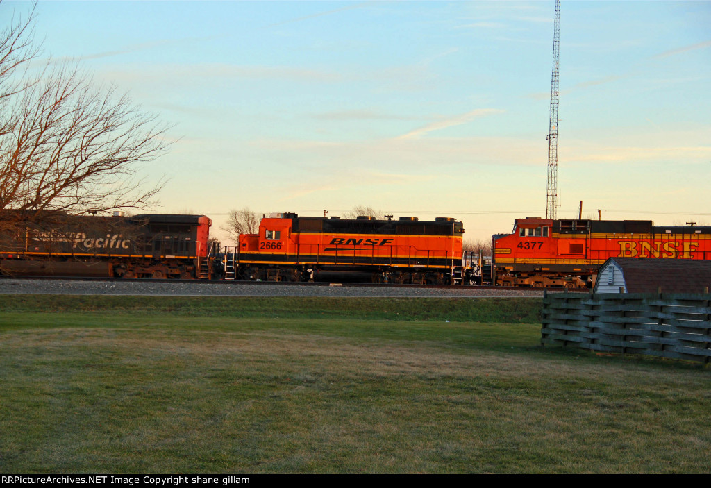 BNSF 2666